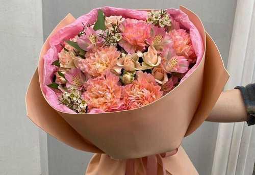 Красивый большой букет цветов «Красавчик»