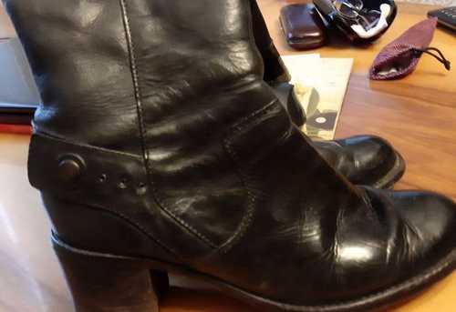 Сапоги осенние Clarks
