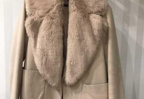 Бежевое пальто женское Zara