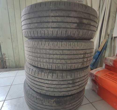 Continental EcoContact 6 235/65 R17