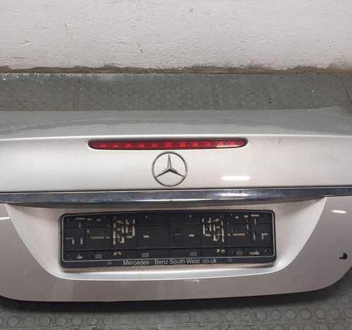 Замок багажника Mercedes E W211, 2006