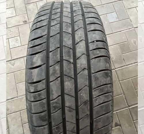 Kumho Ecsta HS51 205/60 R16 92H