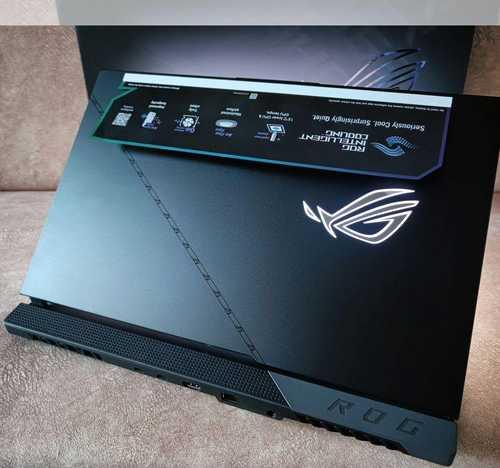 Asus rog strix scar 17 7945hx3d/4080/32/2K