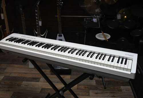 Цифровое Пианино Roland (комплект)