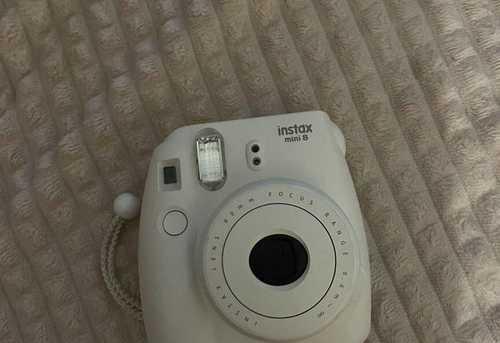 Плёночный фотоаппарат Instax Mini 8