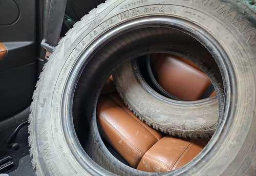 Nokian Tyres Nordman 4 215/65 R16
