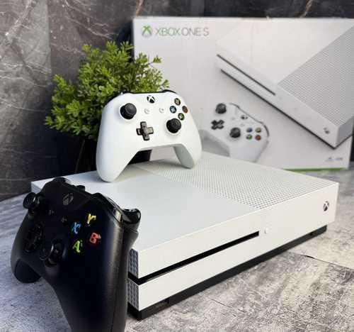 Xbox one s 1tb с дисководом   500игр