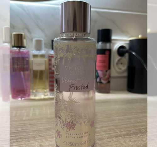 Victoria secret velvet petals frosted спрей