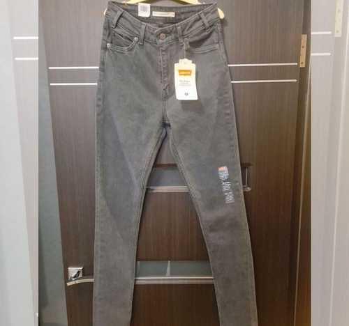 Джинсы женские levis 721