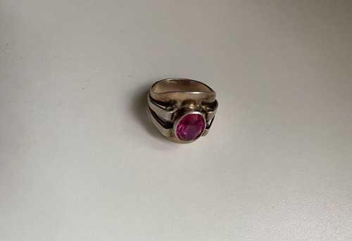 Перстень женский 875 пробы с рубином