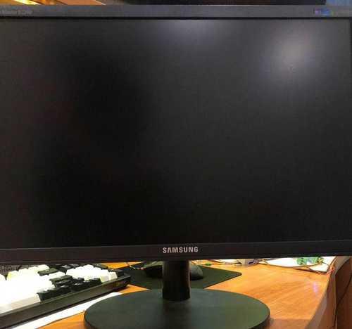 Samsung b2240w