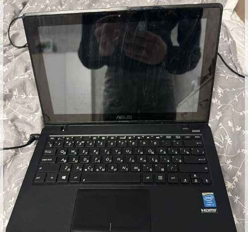 Ноутбук asus X200L