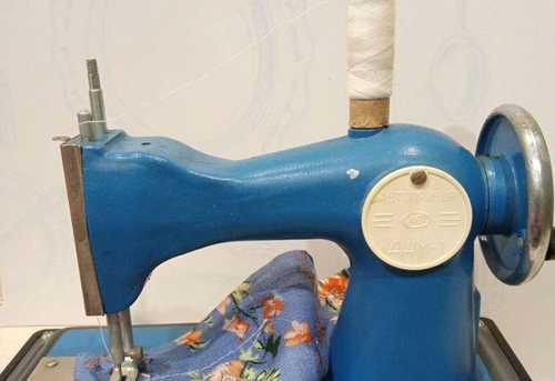 Швейная машинка детская СССР