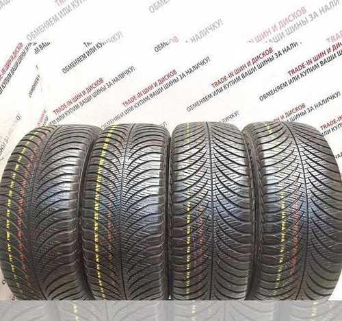 Goodyear Vector 4Seasons 215/55 R17 89L