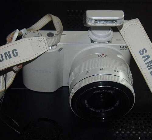 Samsung NX1000 системный фотоаппарат, kit 20-50