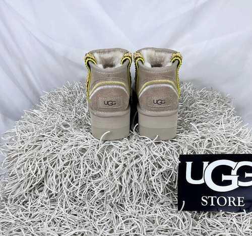 UGG classic ultra mini braid plat boot sand