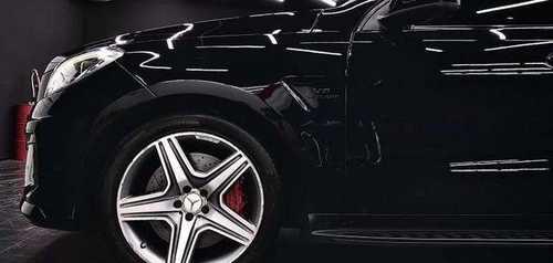 Шильдики в крылья V8 Biturbo Black Мерседес мл 166