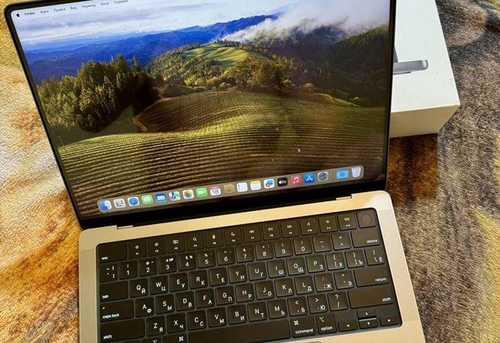 MacBook Pro 14 2023 M3 8GB 1TB Как новый/7 циклов