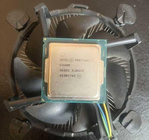 Процессор Intel pentium G4400