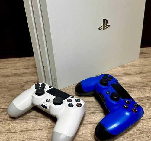 Sony PlayStation 4 Pro 1TB белая