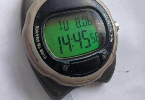 Часы Timex expedition