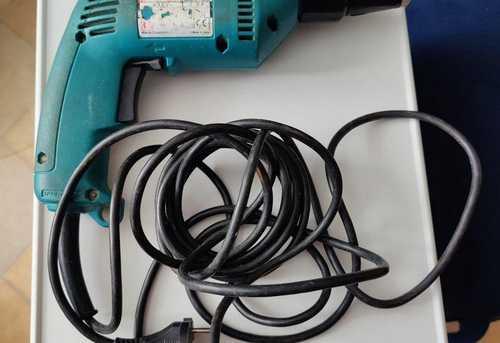 Шуруповёрт Makita 6821