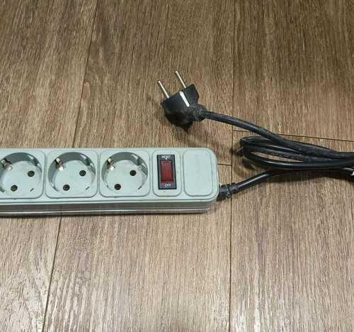 Сетевой фильтр Surge protector 1.6м 10А 0,75мм2