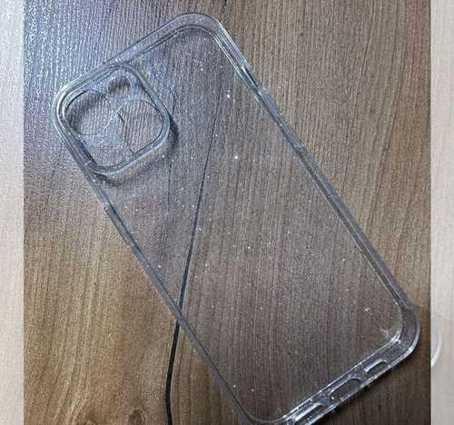 Чехол на iPhone 15