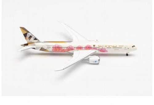Самолет Boeing 787-9 Dreamliner Etihad Airways