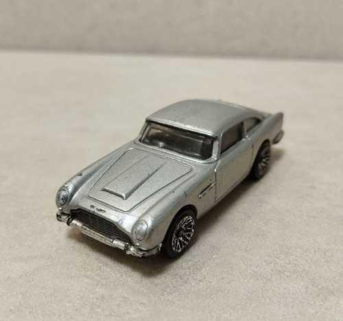 Hot Wheels Aston Martin