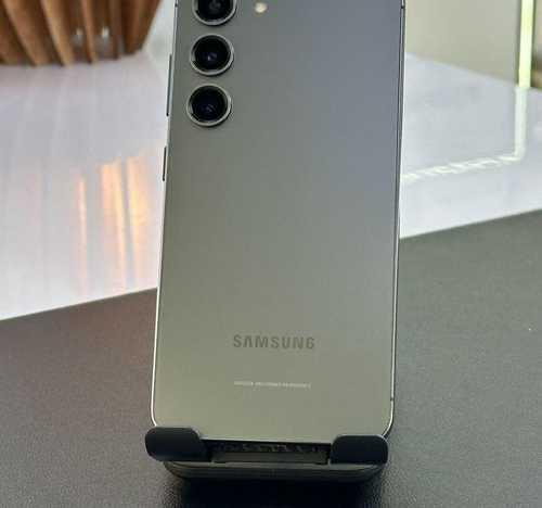 Samsung Galaxy S23, 8/256 ГБ