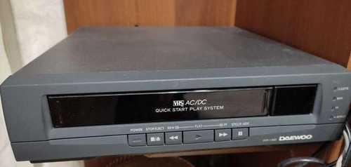 Видеомагнитофон VHS daewoo