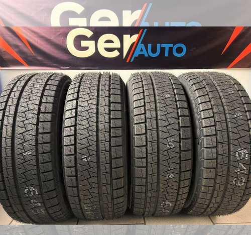 Pirelli Formula Ice FR 215/60 R17 100T