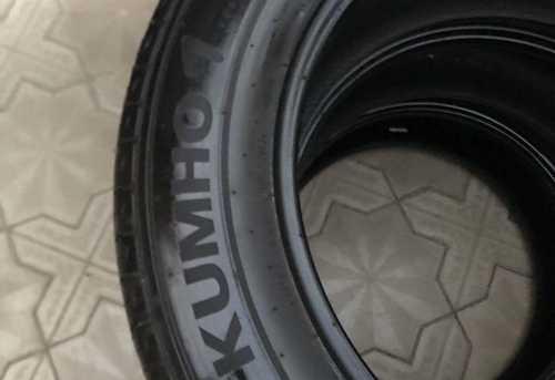 Kumho Crugen Premium KL33 235/60 R18