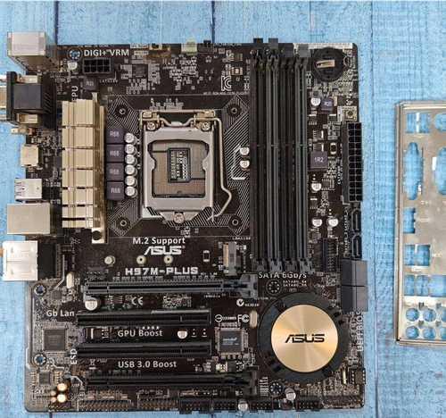 Материнская плата Asus H97M-Plus
