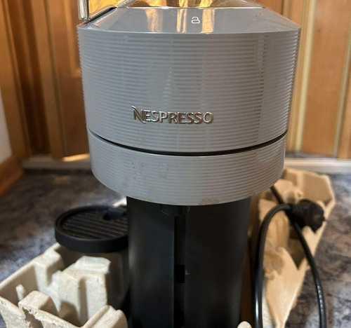 Кофеварка капсульная nespresso