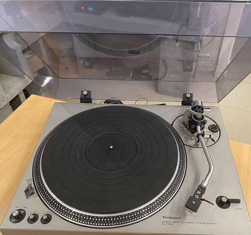 Проигрыватель винила Technics SL-1700