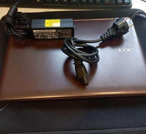 Ноутбук Acer Aspire E11