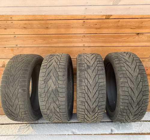 Nokian Tyres Hakkapeliitta SUV 225/55 R18