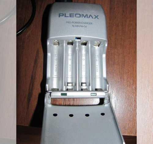 Зарядное устройство Samsung Pleomax (AA, AAA)