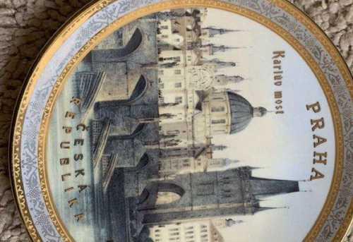 Настенная тарелка коллекционная Прага
