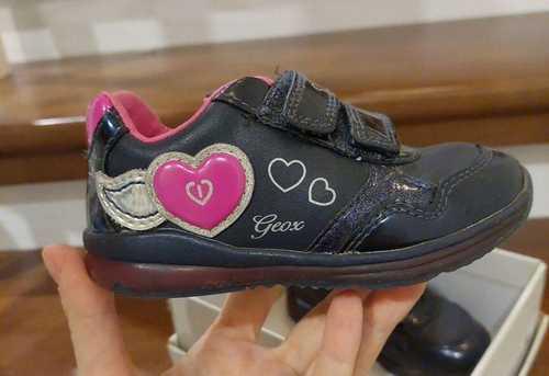 Кроссовки ботинки для девочки Geox