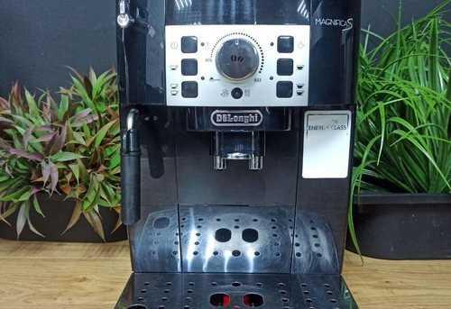 Кофемашина delonghi magnifica s