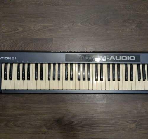 Midi-клавиатура M-Audio Keystation 61es, стойка в