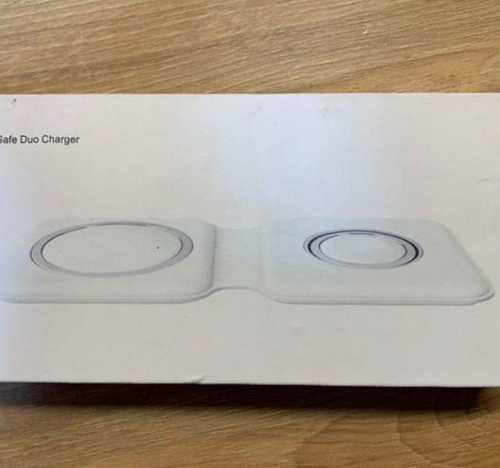 Беспроводная зарядка Apple MagSafe Duo