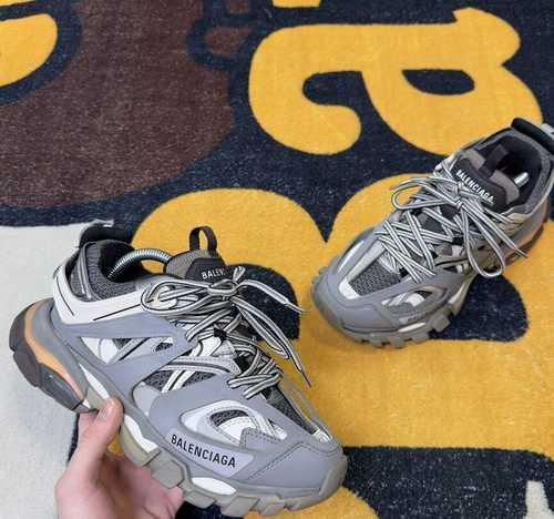 Balenciaga track 1 LED grey