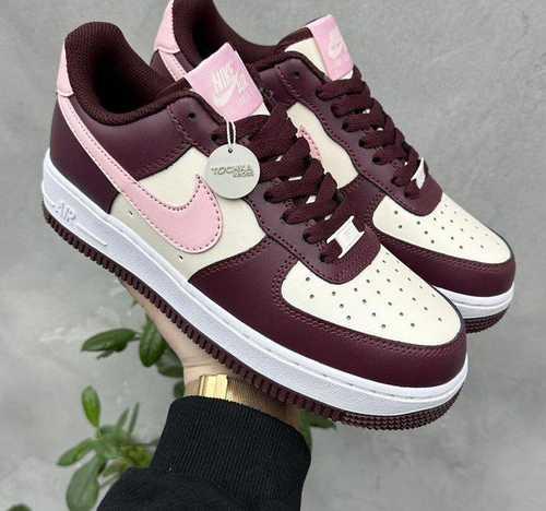 Кроссовки Nike Air Force 1 Low Valentine's Day