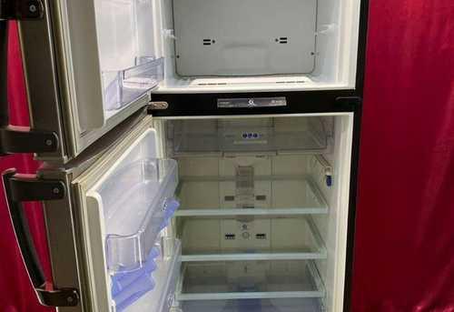 Холодильник Nofrost серебристый