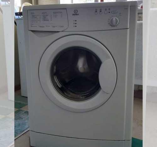 Стиральная машина indesit wiun 81