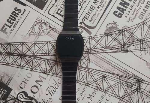 Сенсорные часы Casio